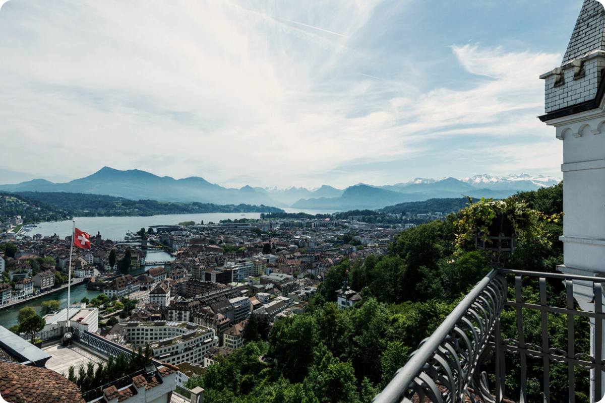 HotelCard - Our top 7 hotels with the most breathtaking views